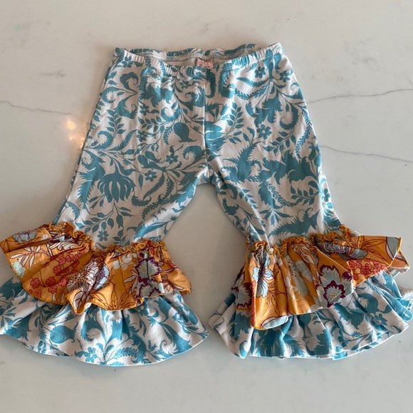 Giggle Moon | Bottoms | Giggle Moon Bell Bottom Capri Pants | Poshmark